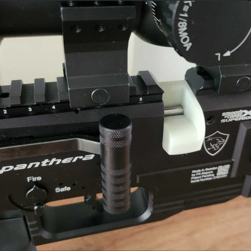 Price: €18.00 - Benjamin Marauder 22 Rifle Single Shot Loader